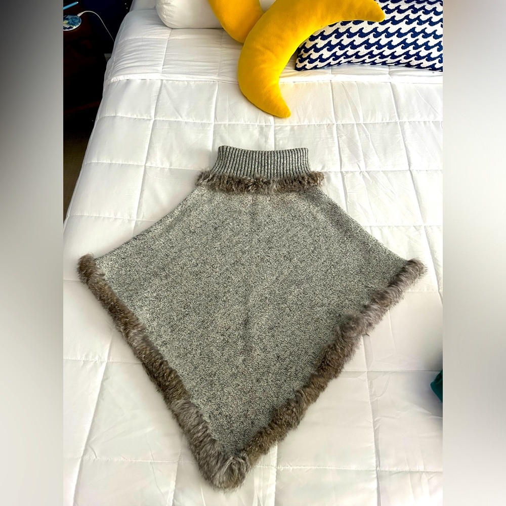 Boho Chico Poncho - Gem